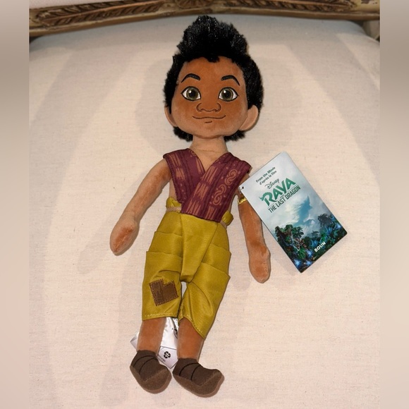 Disney | Toys | Nwt Disney Boun Plush Raya And The Last Dragon Small 3 ...